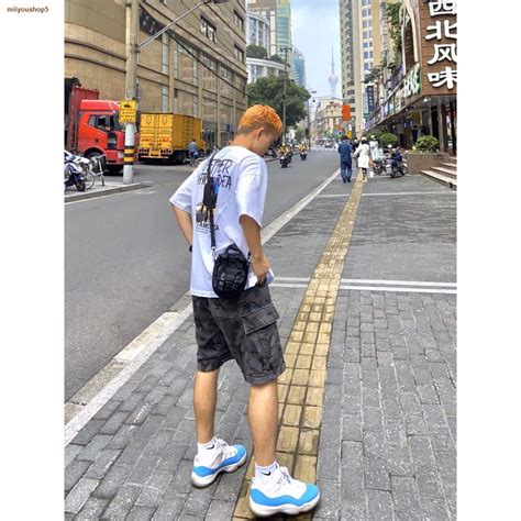 จุดประเทศไทยเสื้อยืดแขนสั้นผู้ชาย พิมพ์ลายเท่ๆใส่สบาย มี 2 สี ขาวดำ Miiyoushop5 Thaipick