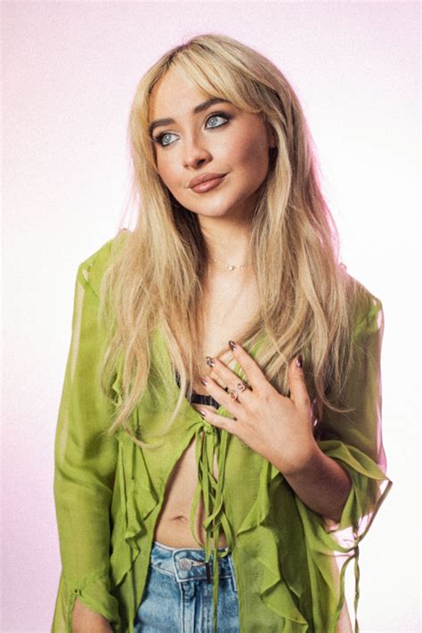 Sabrina Carpenter Height And Weight What You Want To Know About Her