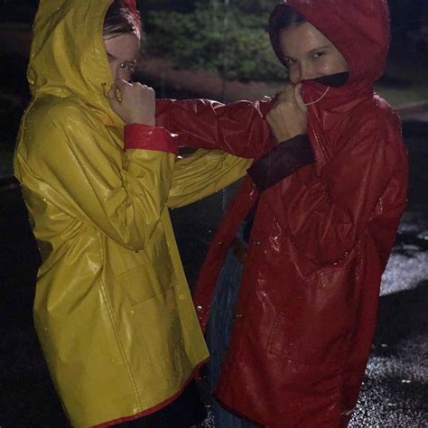 Ketchup And Mustard Watch Stranger Things Stranger Things Meme Cast