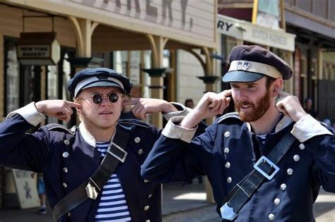 Noise Cancellation In Headphones How Does It Work OddPlug