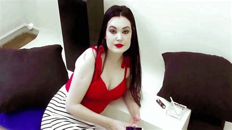 Smoking Girls From Brazil Model Paula Virginia Slims 120s Video 0013