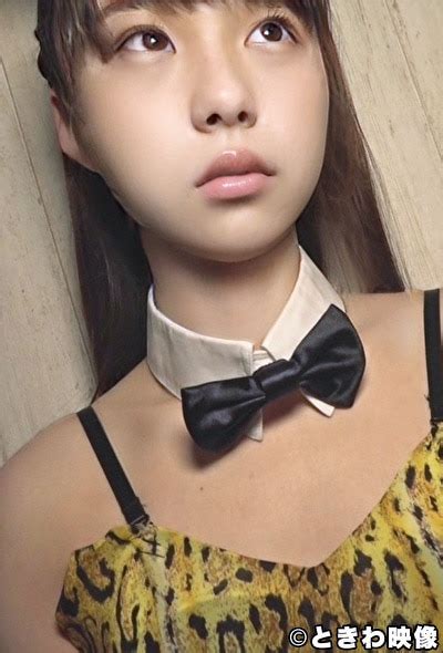 透明感溢れる清楚女子大生にでオナニーさせバニーコスプレで執拗に生チンで掻きし子宮に届く感じの中出し！ アダルト動画 ソクミル