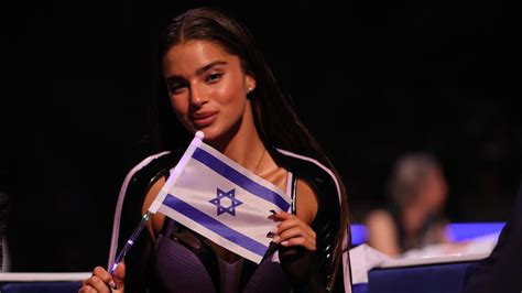 קיבל משמעות אחרת נועה קירל עם גרסה חדשה ליוניקורן