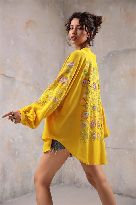 Sarı İşlemeli Pullu Ceket Şaman Butik Bohem Giyim Ve Aksesuar Kadın And Erkek