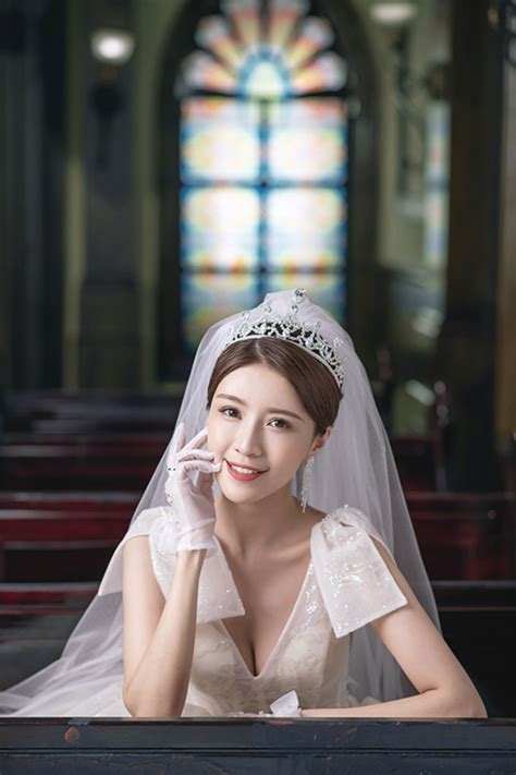 在教堂怎么拍仪式感婚纱照 蜜月贴士 古摄影婚纱艺术 古摄影成都婚纱摄影艺术摄影网