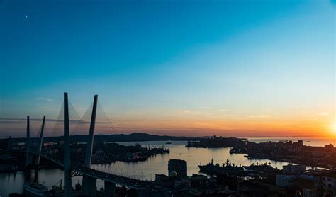 ДВФУ Fefu «Просто о сложном академический отпуск Перед надвигающейся сессией многие из нас