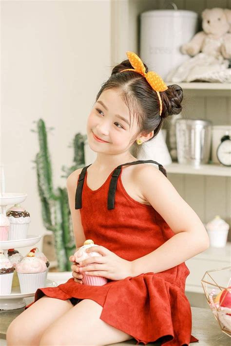 Bảo Ngọc Dễ Thương Con Gái Thời Trang
