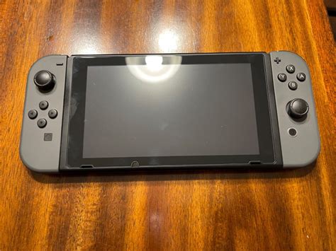 Nintendo Switch UNPATCHED USED Low Serial Number Launch Model V1 Hac 001 Day One Values MAVIN