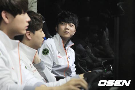 롤챔스 롱주 킬러 Kt 묵직한 운영으로 롱주 제압