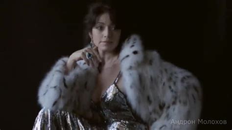 🤨Необычные семейные связи звезды у которых молодые мужья и возлюбленные как мать с сыном