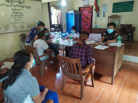 ရွှေပြည်သာမြို့နယ်တွင် ပန်းခင်းစီမံချက်ဖြင့် နိုင်ငံသားစိစစ်ရေးကတ်ပြားများနှင့် အိမ်ထောင