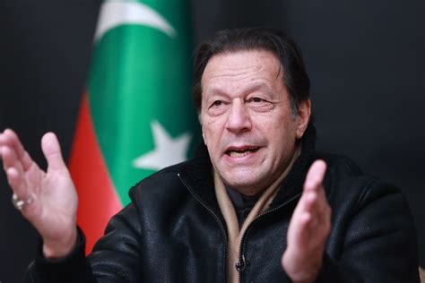 عمران خان کے خلاف مقدمات کے ممکنہ نتائج کیا ہو سکتے ہیں؟ Urdu News