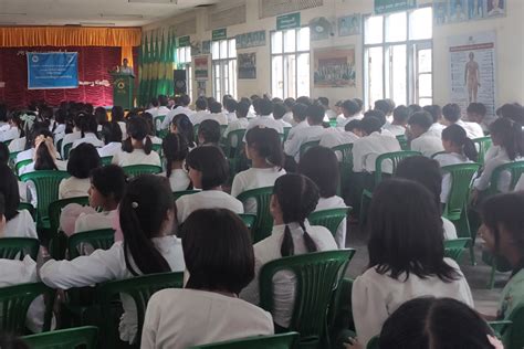 သီပေါမြို့ အမှတ် ၂ အခြေခံပညာအထက်တန်းကျောင်း၌ အသိပညာပေးဟောပြောပွဲနှင့