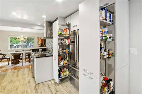 Customization Options For Modern Kitchen Cabinets