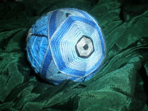 Краса своїми руками Японська новорічна іграшка