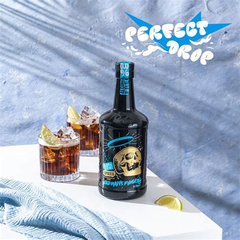 Tasting Nonalcoholic Everleaf Drinks B Corp