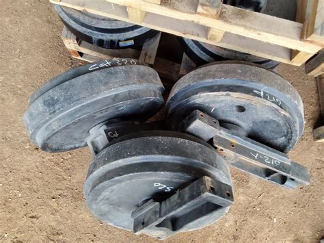 Excavator Front Idler Assembly At ₹ 15000piece Excavator Track Idler