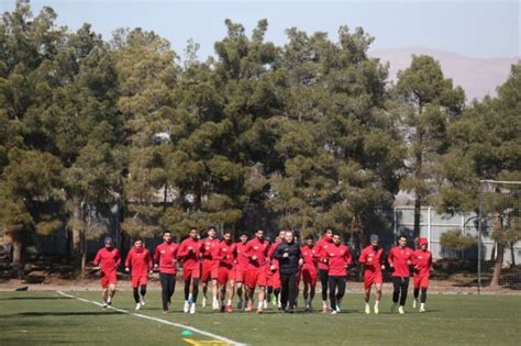 ادعای باشگاه پرسپولیس؛ بازی ما با فولاد را لغو نکردند فوتبالی