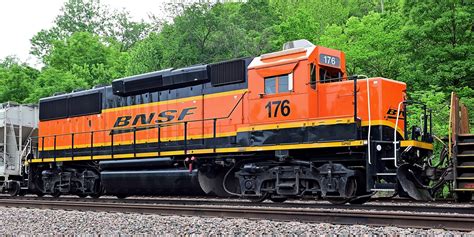 Bnsf Gp60 176 Cement City Mo — Trainspo