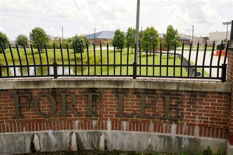 Pentagon Spends 21m On Confederate Base Renamings
