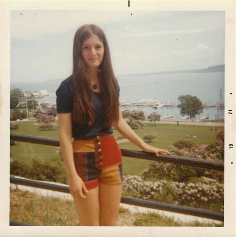 Cool Polaroid Prints Of Teen Girls In The 1970s 70s Inspired Fashion