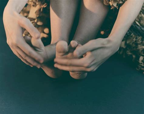 Aurora Aksness Feet