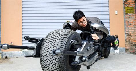 ‘다크나이트 보고배트맨 오토바이 직접 만든 20대 청년 여기는 베트남