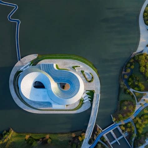 Unstudio Unveils Modular Concept Station For European Hyperloop Unstudio Unveils Modular Concept Station For European Hyperloop