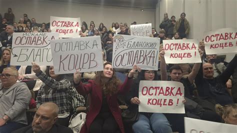 Общинският съвет решава дали да оттегли решението си за повишаване на редица такси във Варна