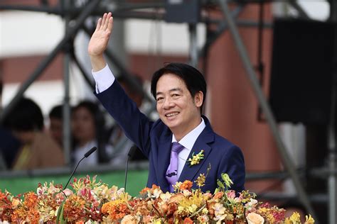 柯文哲 賴清德總統今天宣誓就職上任並發表就職演說，民眾黨主席柯文哲下 Fanclub
