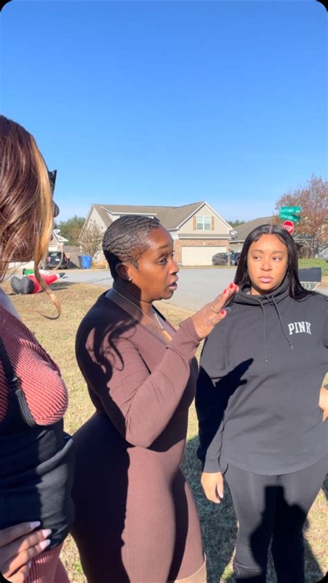 Kenyatta Averett The Girls Tell Sidepiece He Need To Start Washing