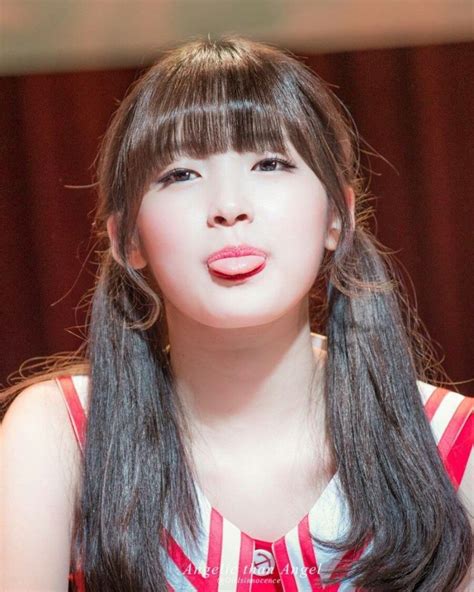 아린 촬스의 이슈와 유머