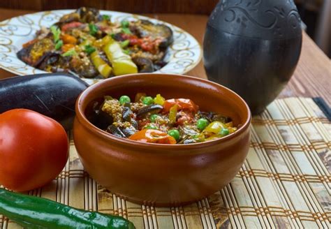 Page 2 50 Guvec Pictures