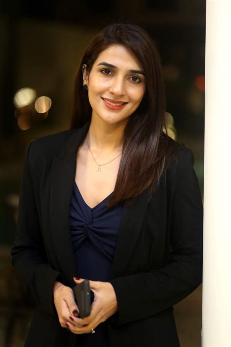 Rabab Hashim R Gentlemanboners