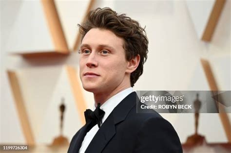 George Mckay Actor Fotografías E Imágenes De Stock Getty Images