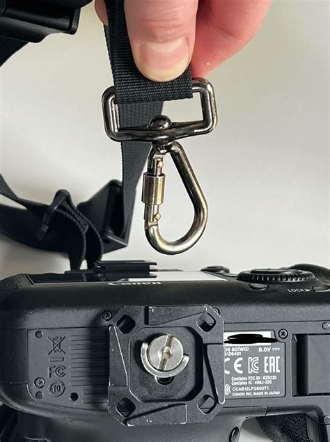 Attachment Point On Pd Plate For A Hook Clip Style Strap Rpeakdesign