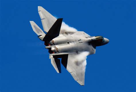 세계 최강 전투기 F 22 한국 중고 도입 찬스