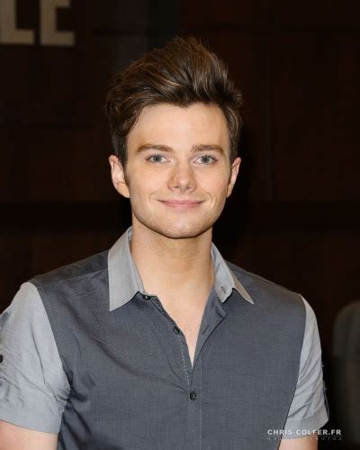 Uhq At Chris Colferfr Chris Colfer Signs Copies Tumbex
