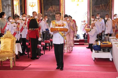 Photo Gallery ในหลวงทรงบำเพ็ญพระราชกุศลถวายผ้าพระกฐิน วัดราชประดิษฐฯ ทรงเปิดระบบตีระฆังฝรั่งสามใบเถา