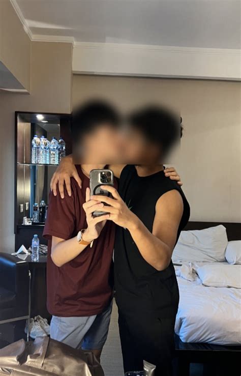 Of Hisapkontolku On Twitter If Youre Scrolling Past This Post A Mirror Selfie