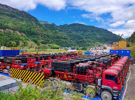中国石化在湖北恩施发现千亿方页岩气资源 中国石油石化