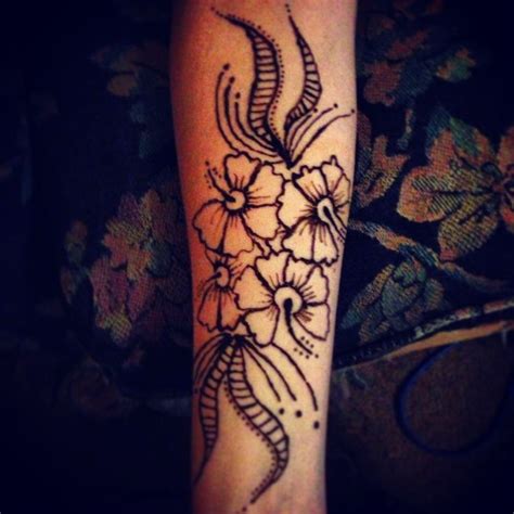 Hawaiian Flower Henna Tattoos Flower Henna Henna Body Art