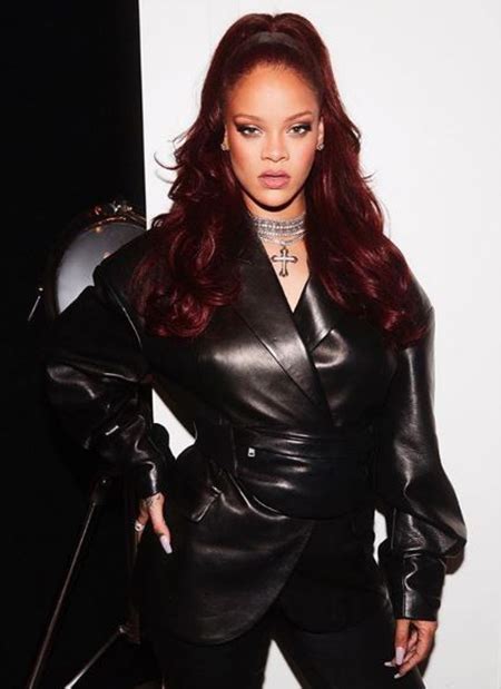 بیوگرافی ریحانا عکس