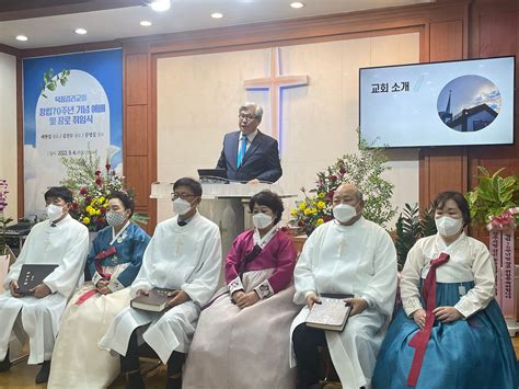 우리교회 주님 너무 일에 집착하는 저를 구하여주소서 너무 서두르지도 말게 하시고 너무 쉬지도 말게