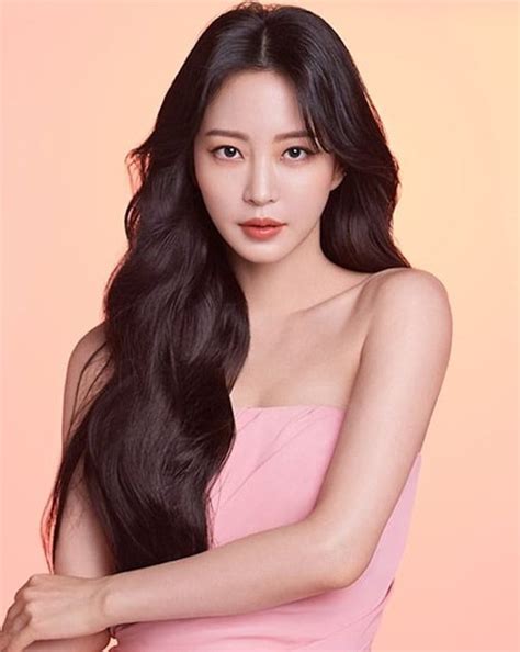 Her Real Name Isnt Son Ye Jin Famous South Korean Actresses And Their