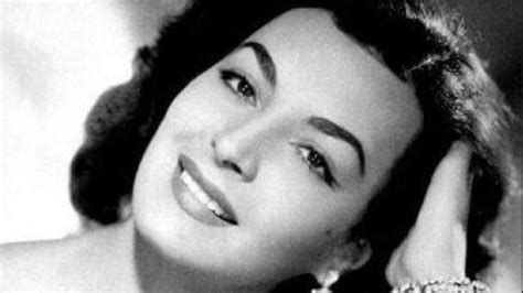 엘사 아귀레와 첫 결혼에서 겪은 학대 Infobae