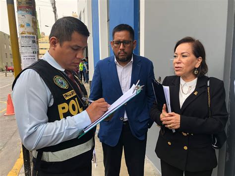 Fiscalía Realiza Diligencias En Migraciones Por Emisión De 17 Mil