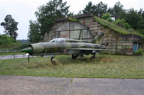 Ddr Air Force 776 Mikoyan Gurevich Mig 21mf 05 09 2011 Ytr Trenton Canada Flugzeug