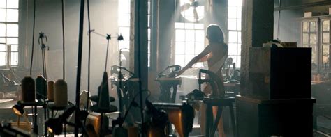 Голая Дженнифер Коннелли в American Pastoral