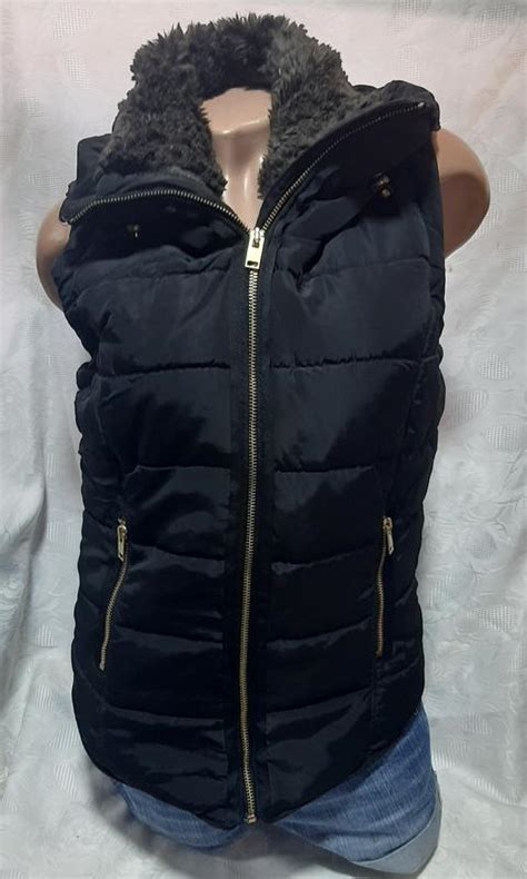 Жилетка жіноча — ціна 350 грн у каталозі Жилетки Купити жіночі речі за доступною ціною на Шафі